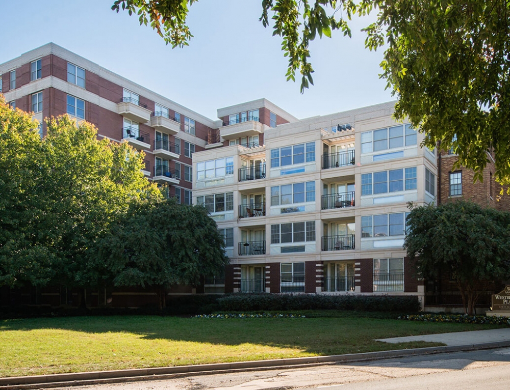 University View Complex, College Park, Maryland - SJM Partners, LLC